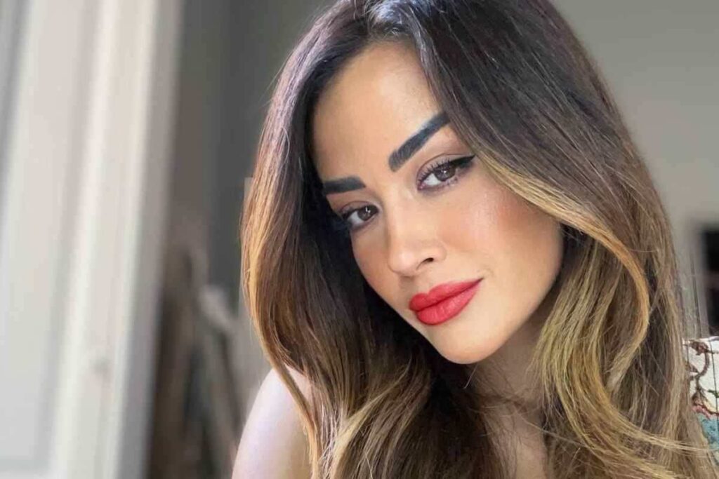 Giorgia Palmas incanta i fan: look da capogiro